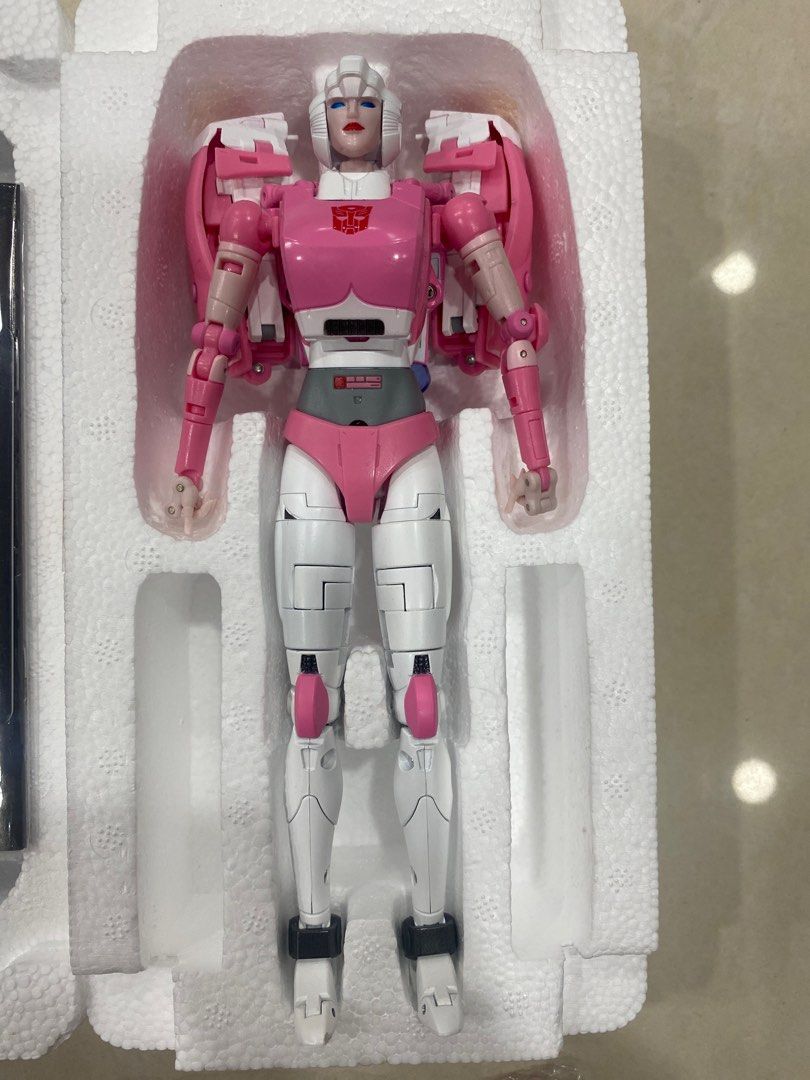 Fans Toys Rouge Ft-24 aka Arcee Transformer fembot, Hobbies & Toys ...