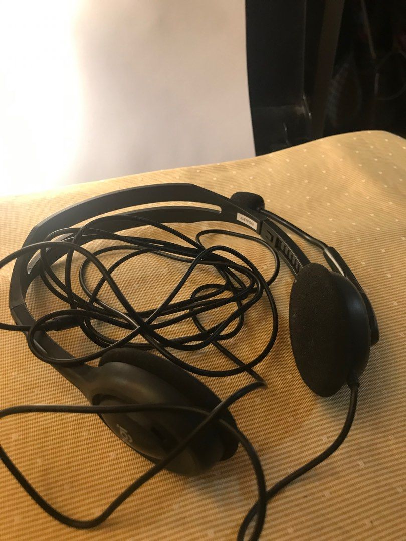 FLAWLESS LOGITECH BASIC HEADPHONE WITH MIC ORIGINAL, Audio, Headphones ...