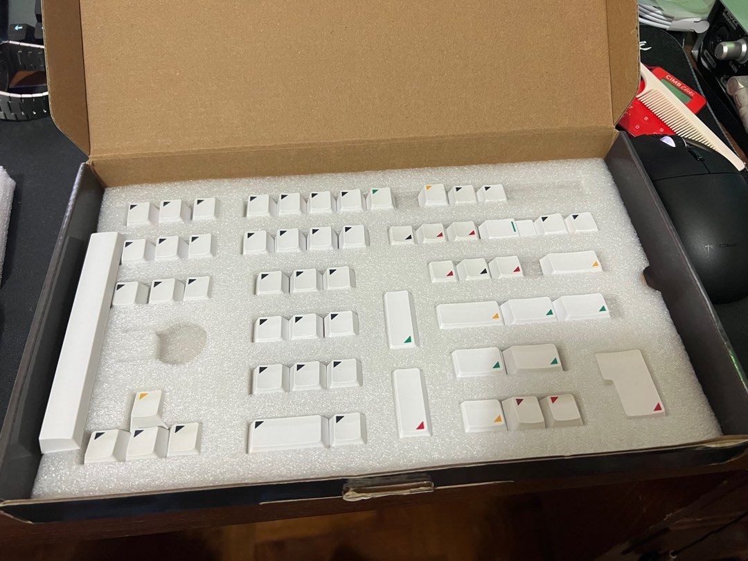 Lightly used Geekark Triangle clone keycaps, Computers & Tech, Parts ...