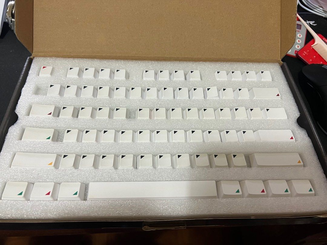 Lightly used Geekark Triangle clone keycaps, Computers & Tech, Parts ...