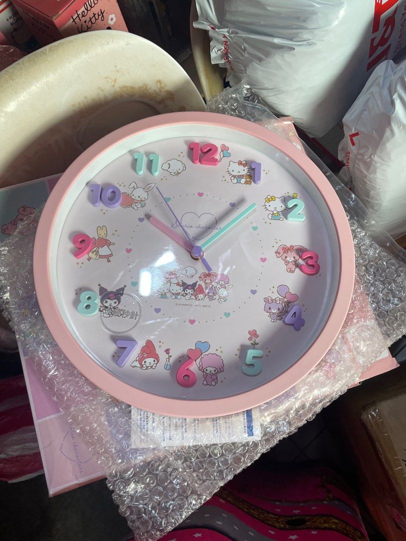 Hello kity sanrio clock, Furniture & Home Living, Home Decor, Clocks on ...