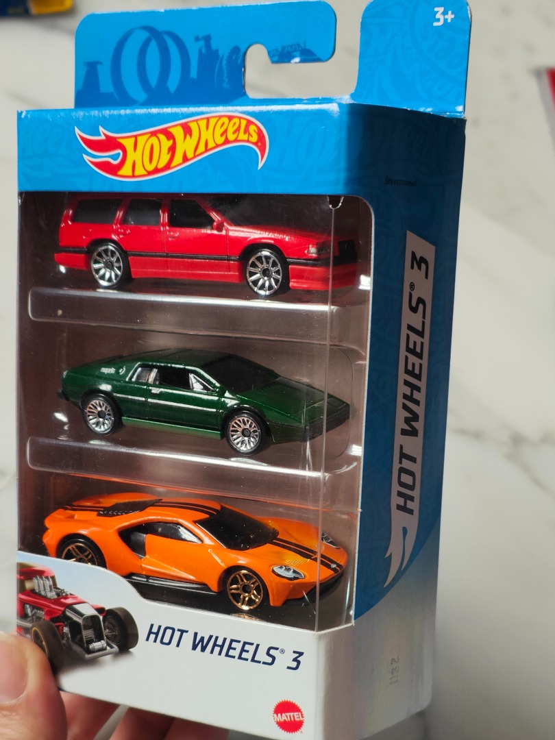 Hot Wheels 3 pack with '17 Ford GT and Lotus Elise S1 multipack ...
