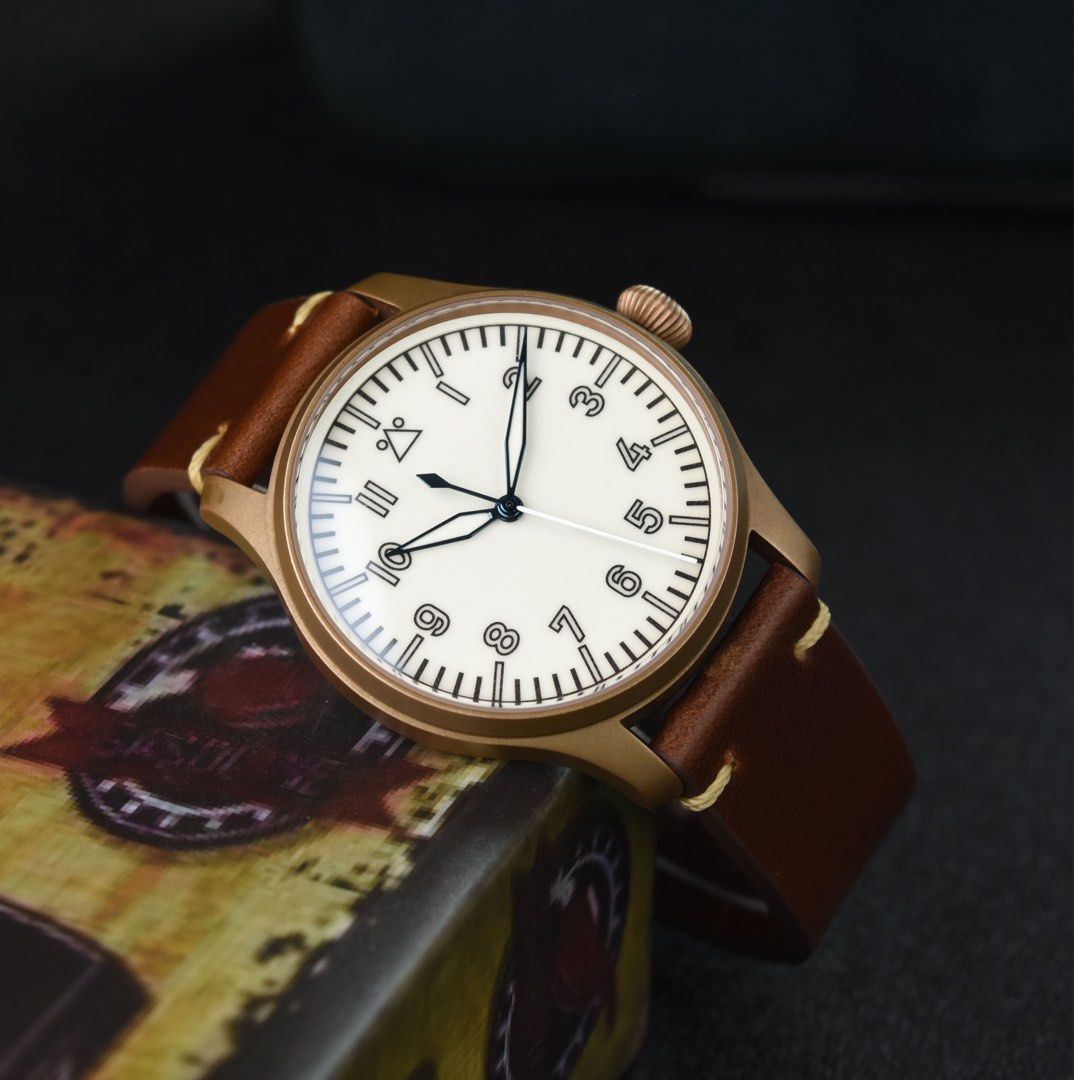 Hruodland B-Uhr Bronze Flieger, Men's Fashion, Watches & Accessories ...