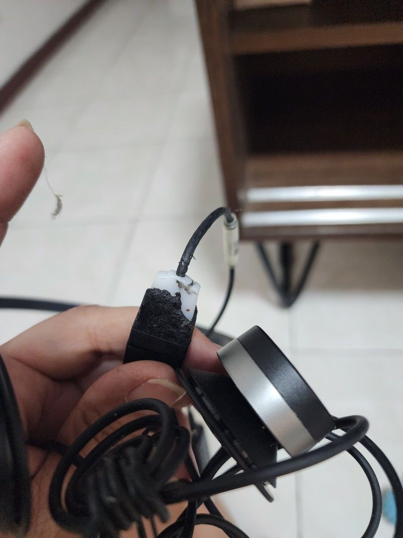 Jabra with Y Jack, Audio, Headphones & Headsets on Carousell