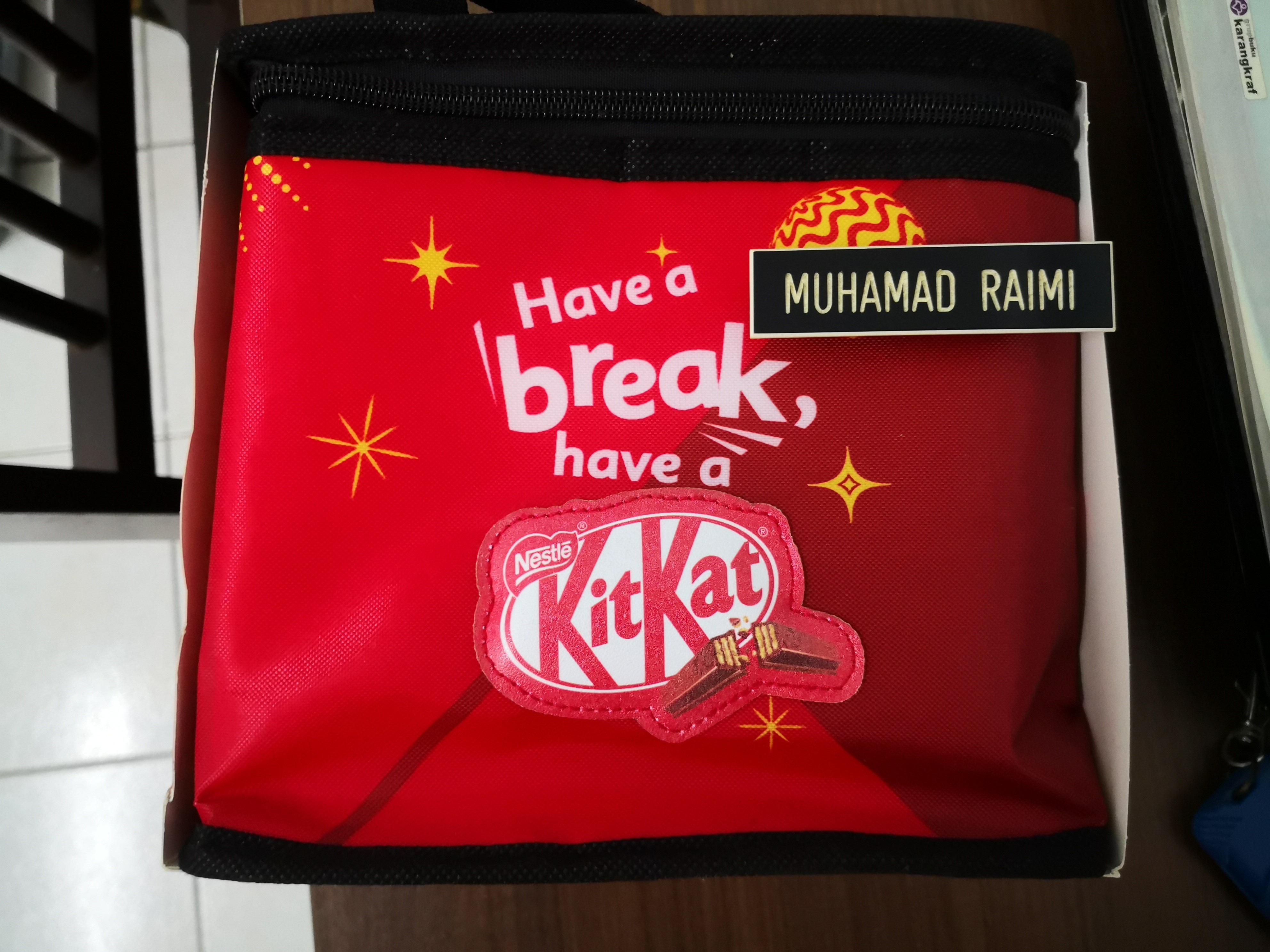 Kit Kat cooler bag, Hobbies & Toys, Collectibles & Memorabilia, Vintage ...