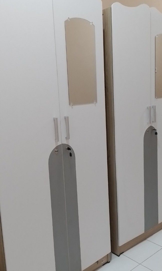 Lemari Particle Board Kayu Putih, Perabotan Rumah di Carousell