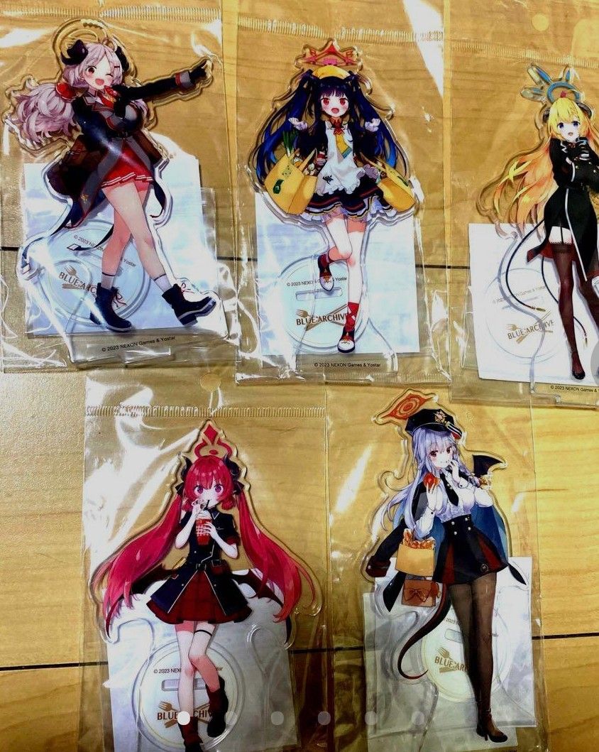 2nd anniversary Limited edition Blue archive acrylic stand, Hobbies ...