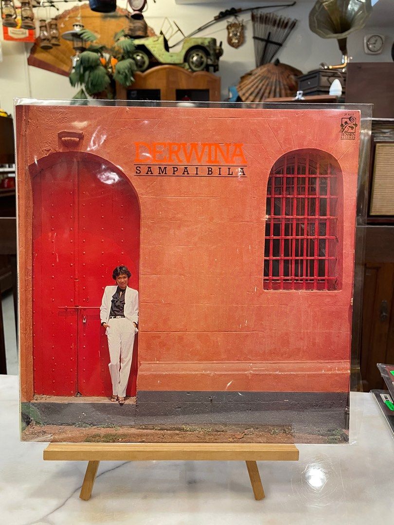 Lp Dewina - Sampai Bila, Hobbies & Toys, Music & Media, Vinyls on Carousell