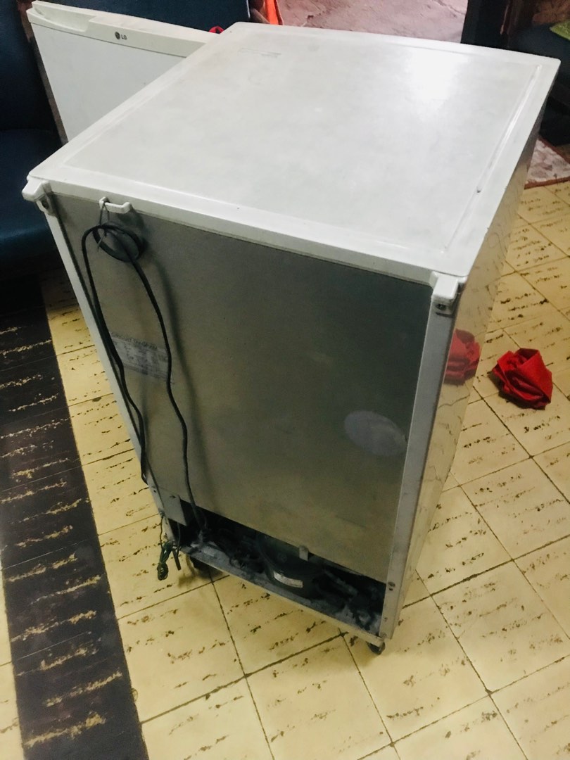 Mini ref, TV & Home Appliances, Other Home Appliances on Carousell