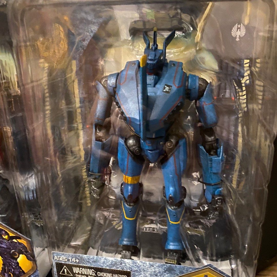 NECA pacific rim set of 2 figures, Hobbies & Toys, Toys & Games on ...