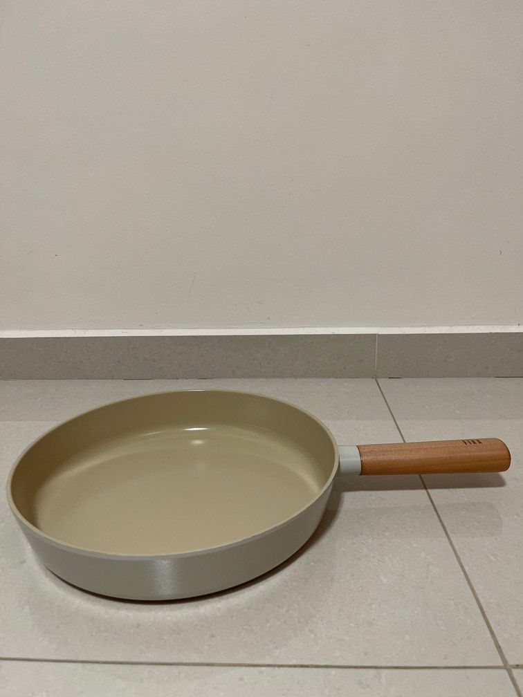 Neoflam Fika 28cm frying pan with lid, Furniture & Home Living, Kitchenware & Tableware ...