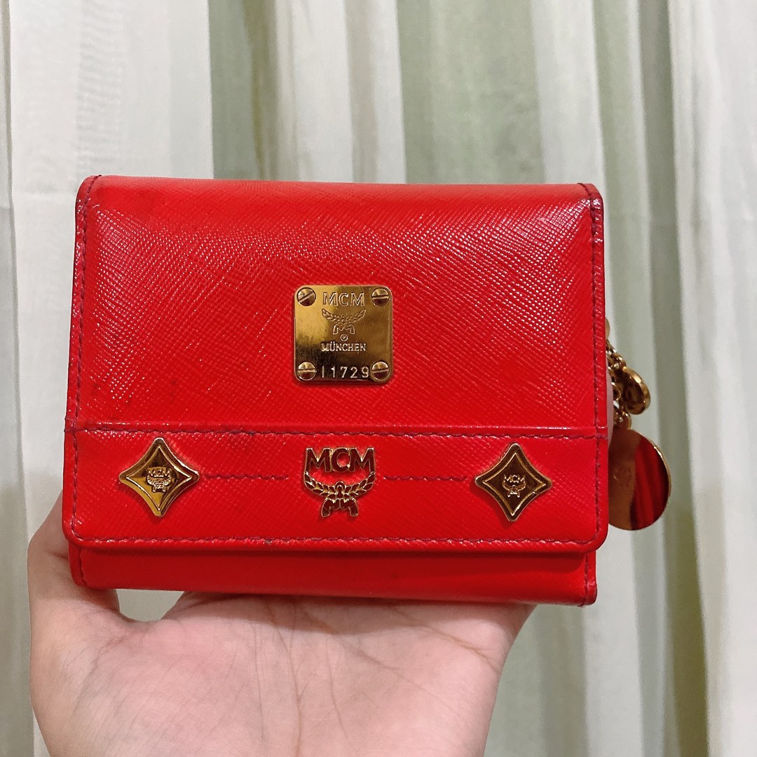 ORIGINAL MCM Patent Leather McM Short Trifold Wallet, Women's Fashion ...