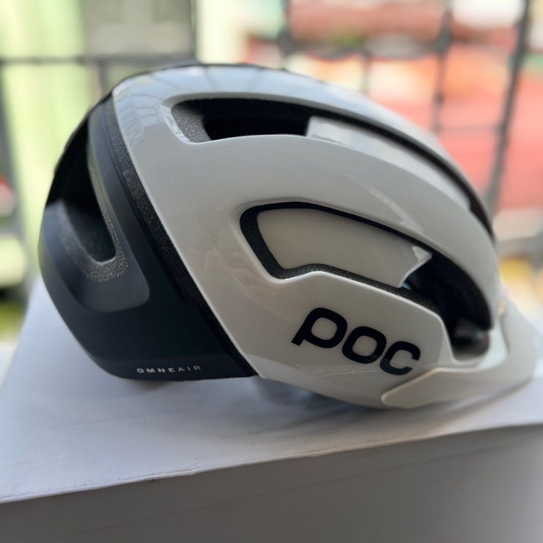 POC OMNE AIR HELMET (LARGE), Sports Equipment, Bicycles & Parts ...