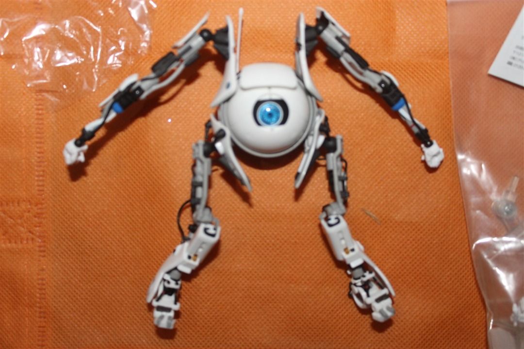 Portal 2 - P-Body - Figma (#343) and Portal 2 - Atlas - Figma (#342 ...