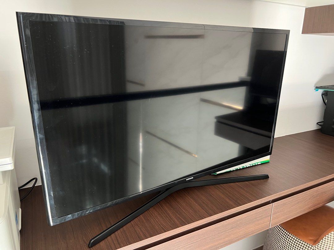 Samsung 40 inch SMART TV, TV & Home Appliances, TV & Entertainment, TV ...