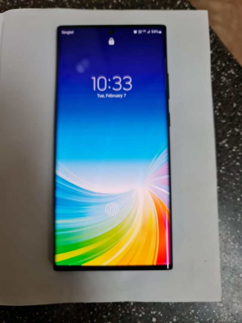 Samsung note 20 ultra 5G 256GB good working condition no scratch..and ...
