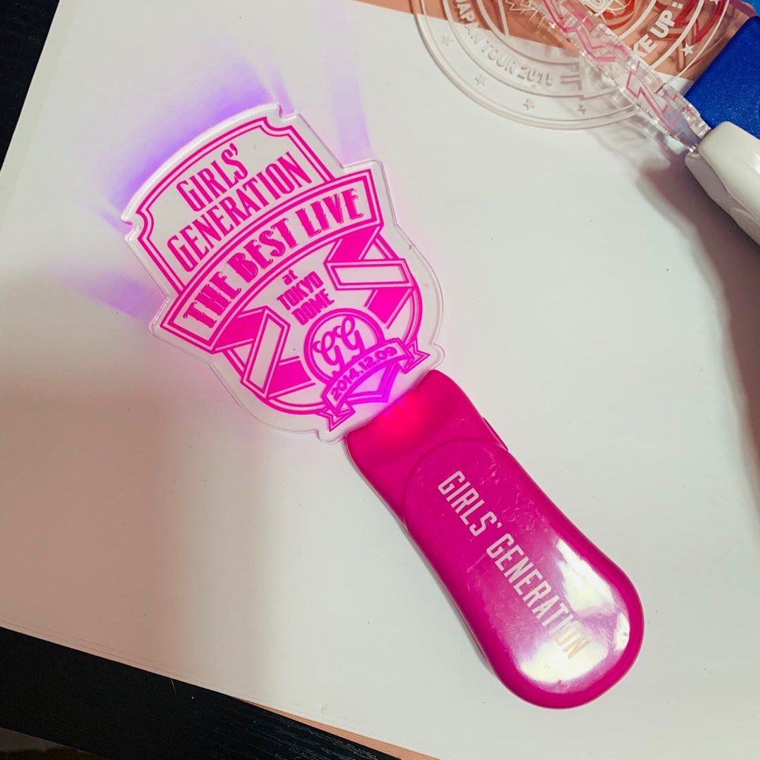 SNSD GIRL's Generation World Tour light stick, Hobbies & Toys ...