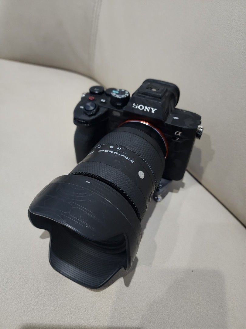 Sony a7iv body only, Photography, Cameras on Carousell