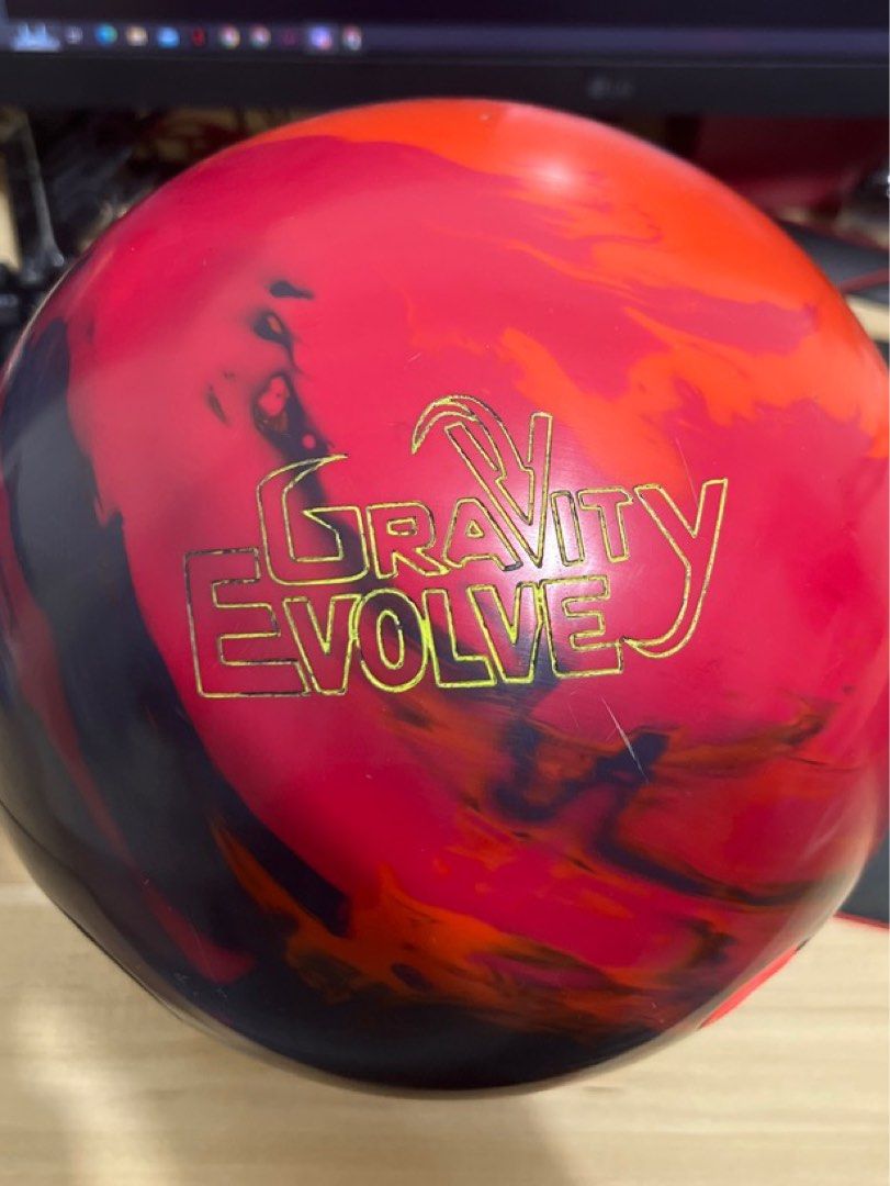 Storm Gravity Evolve 15lbs, Sports Equipment, Sports & Games, Billiards & Bowling on Carousell