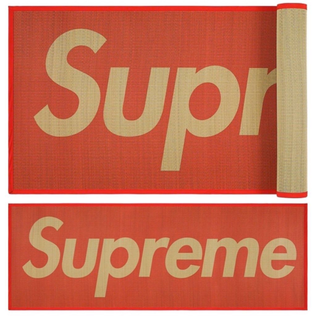 Supreme straw mat, Everything Else on Carousell