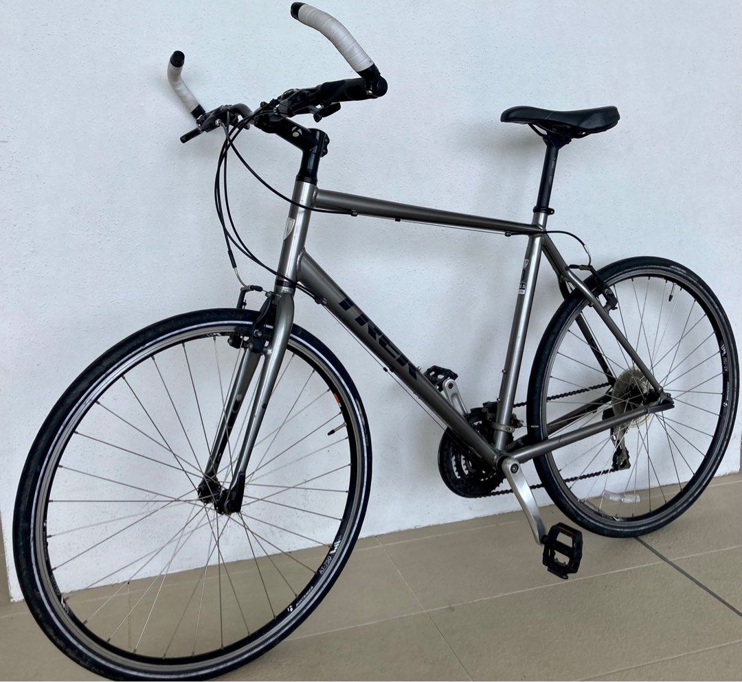 Trek FX 7.1 Hybrid Bike 57cm (22.5"), Sports Equipment, Bicycles & Parts, Bicycles on Carousell