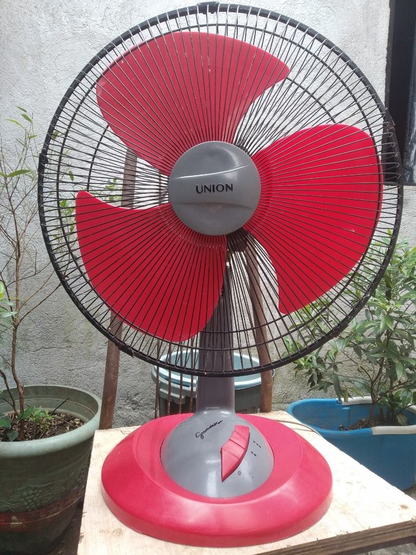 UNION DESK FAN "16", Furniture & Home Living, Lighting & Fans, Fans on ...
