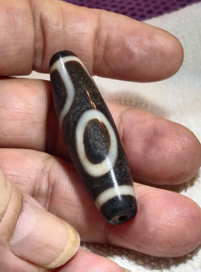 Vintage 3 Eyes Old Dzi Bead, Hobbies & Toys, Collectibles & Memorabilia ...