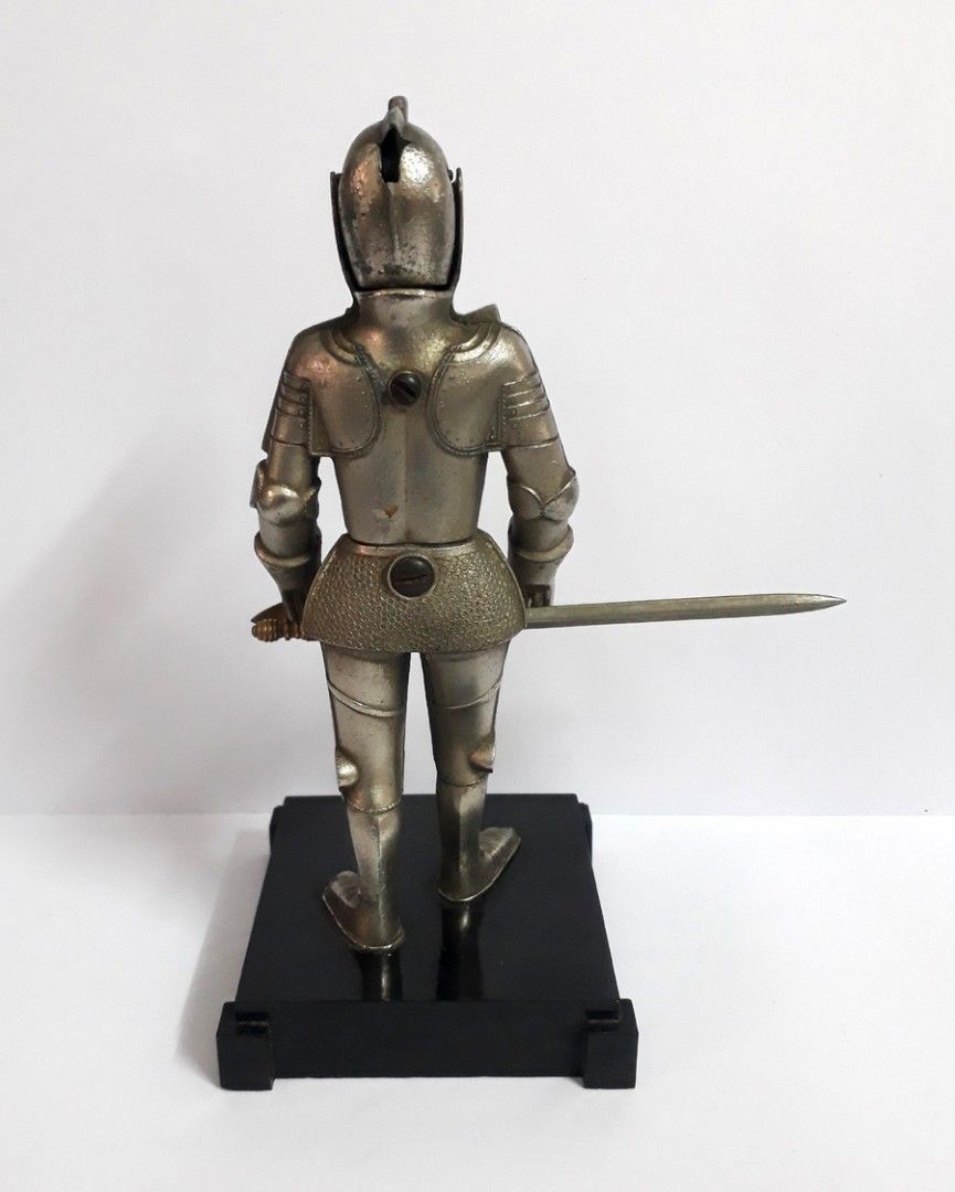 Vintage Metal Medieval Knight Lighter w/Toledo Sword, Hobbies & Toys ...