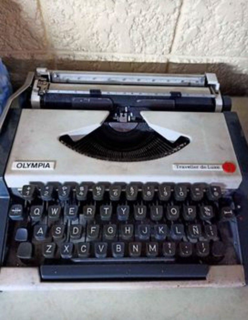 Vintage Olympia typewriter, Computers & Tech, Printers, Scanners ...