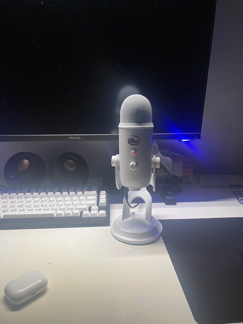 White Blue Yeti X, Audio, Microphones on Carousell