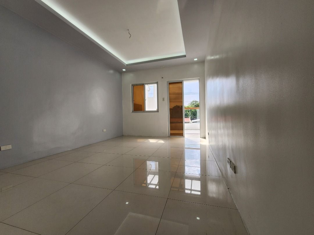 2 Car Garage 10% DP Commercial Residential House and Lot in JP Rizal ...