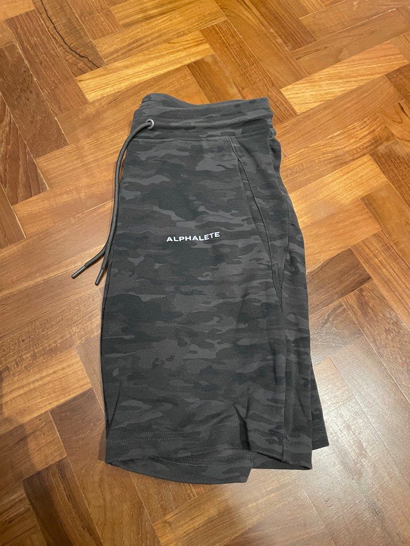 Alphalete core short, Men's Fashion, Activewear on Carousell