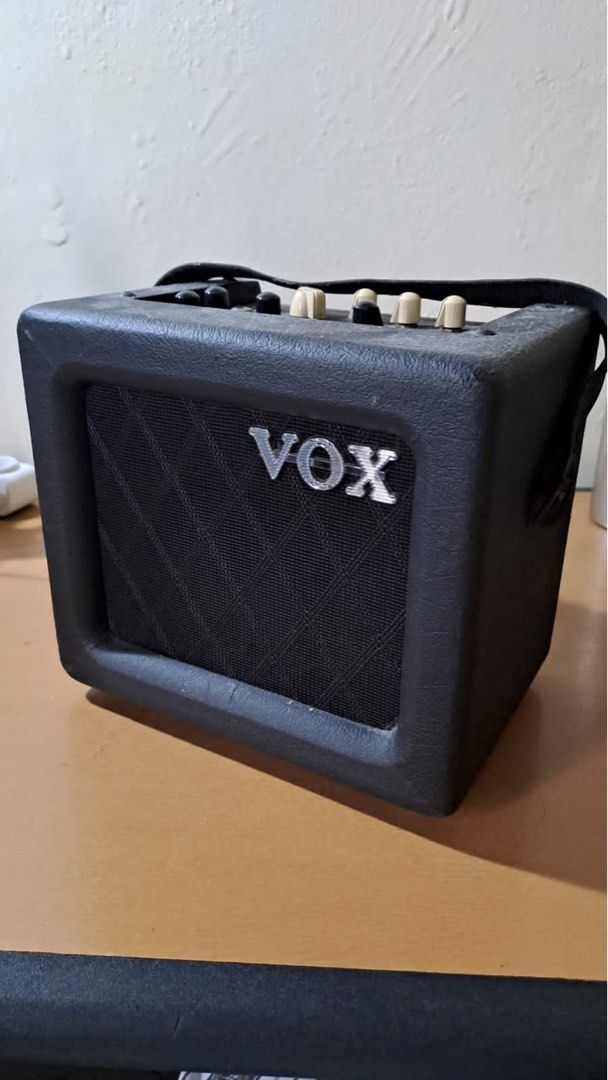 Ampli Gitar VOX Mini 3G2, Musik & Media, Aksesoris di Carousell