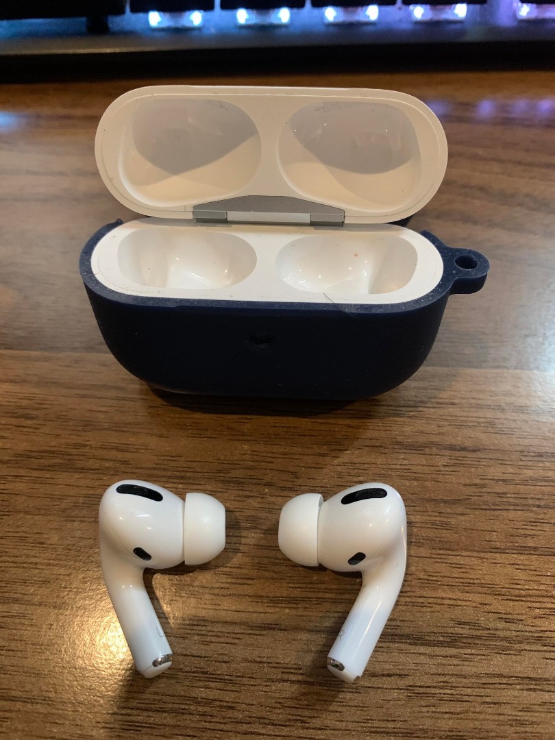 ORIGINAL Apple Airpods Pro, Audio, Earphones on Carousell