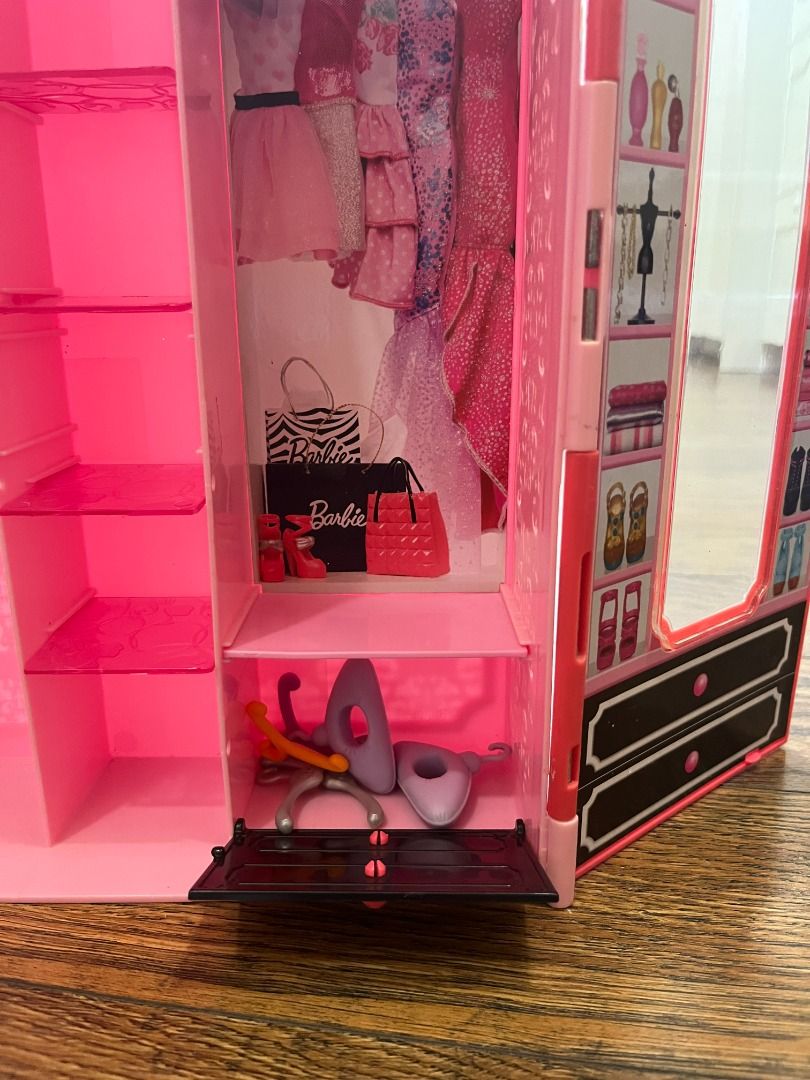 Barbie Wardrobe / Clothes Cupboard + Hangers, Hobbies & Toys, Toys ...