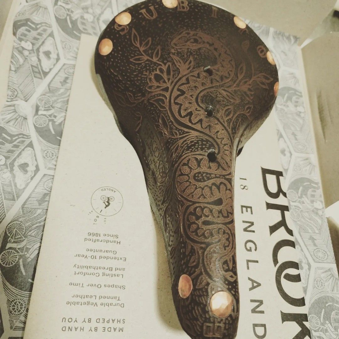 Brooks b17 special jeremy collins, Sports Equipment, Bicycles & Parts ...