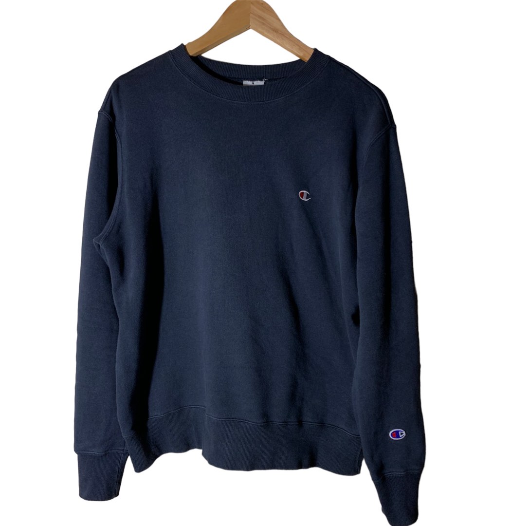 CHAMPION SWEATER LEGIT, Men's Fashion, Activewear on Carousell