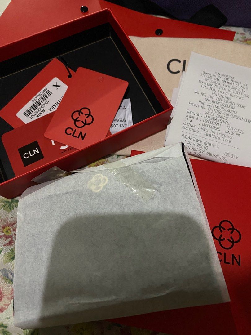 CLN Thara Wallet - Black, Women's Fashion, Bags & Wallets, Wallets ...