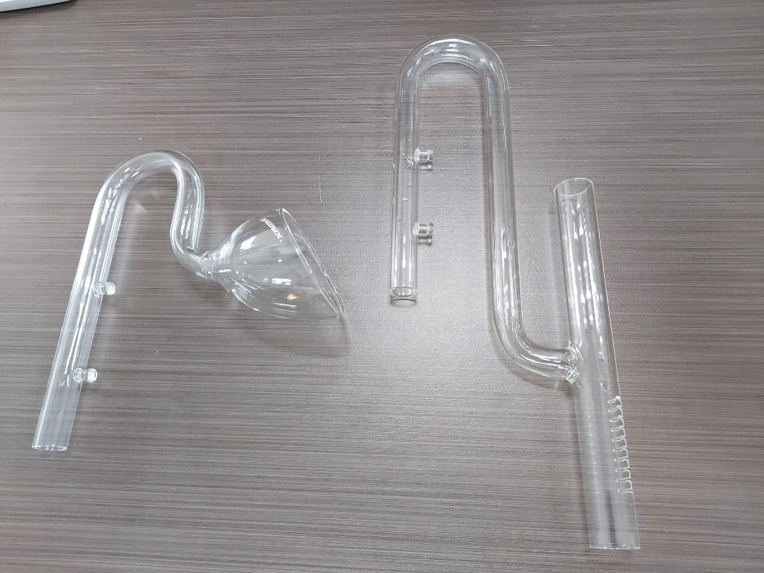 Crystal Lily Pipe w/ Surface Skimmer Set, Pet Supplies, Homes & Other Pet Accessories on Carousell