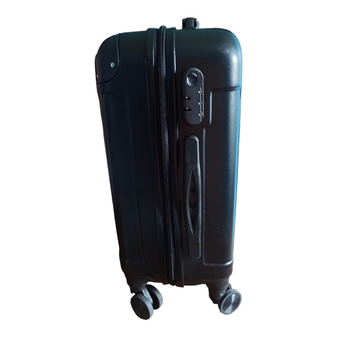 Expace 20 inch luggage, Hobbies & Toys, Travel, Luggage on Carousell