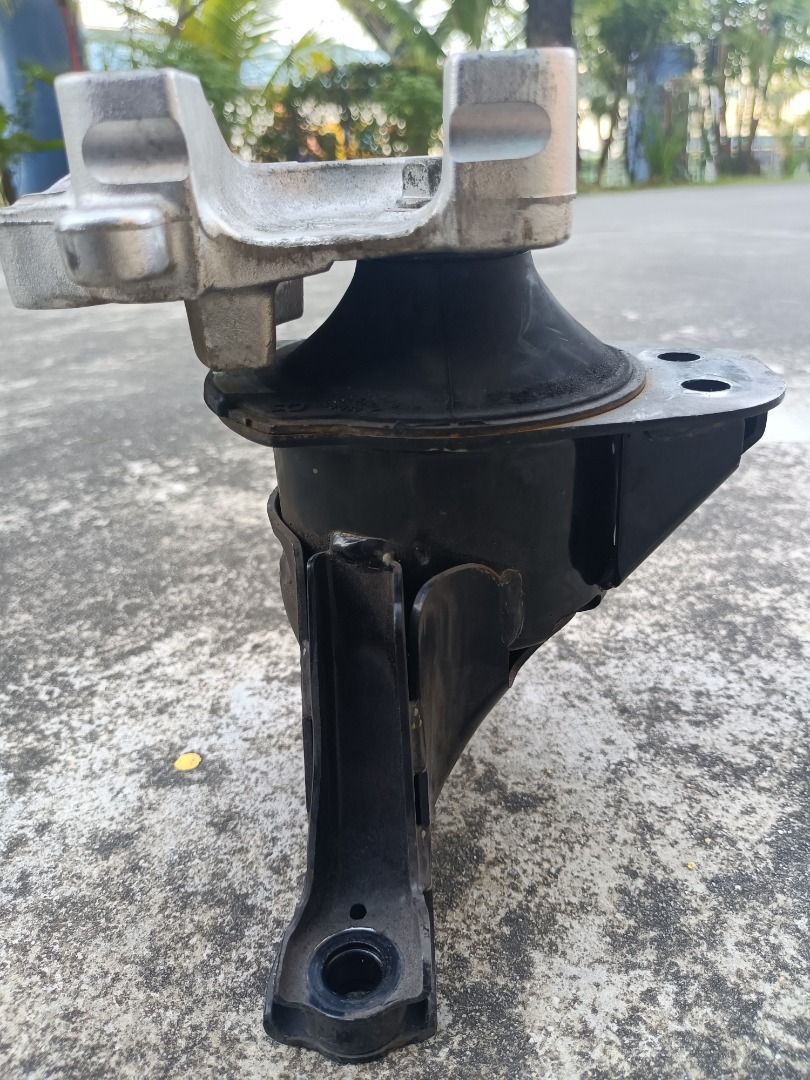 Fd2r Engine Mount, Car Accessories, Accessories on Carousell