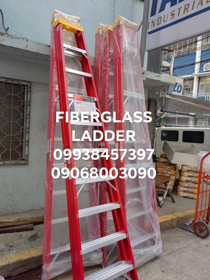 Fibber Glass Ladder, Commercial & Industrial, Construction Tools ...
