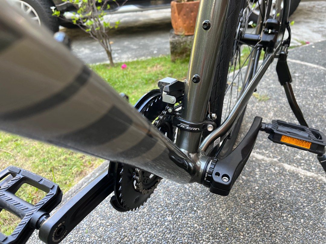 GIANT Escape Disc 1 small 2022 hybrid commuter bike, Sports Equipment ...