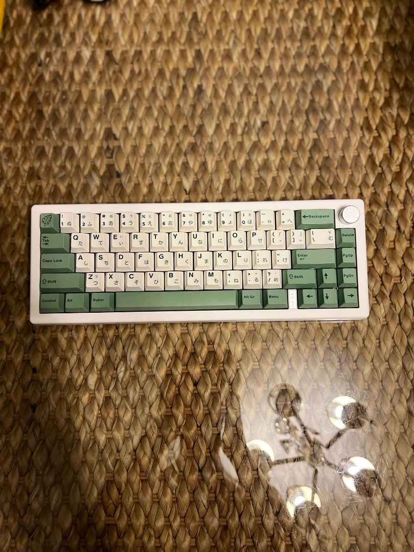 Gateron yellow custom keyboard, Computers & Tech, Parts & Accessories ...