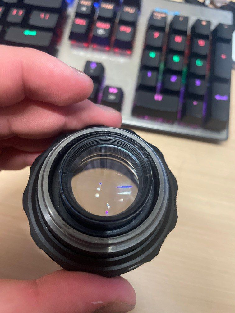 Helios 58mm F2 44-2 lens M42 mount, Photography, Lens & Kits on Carousell