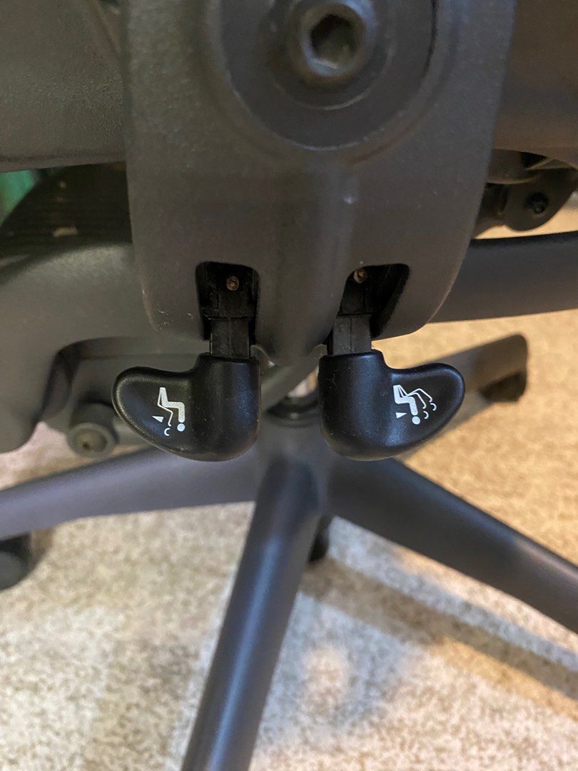 Herman Miller Aeron Fully Loaded Type B, Furniture & Home Living ...