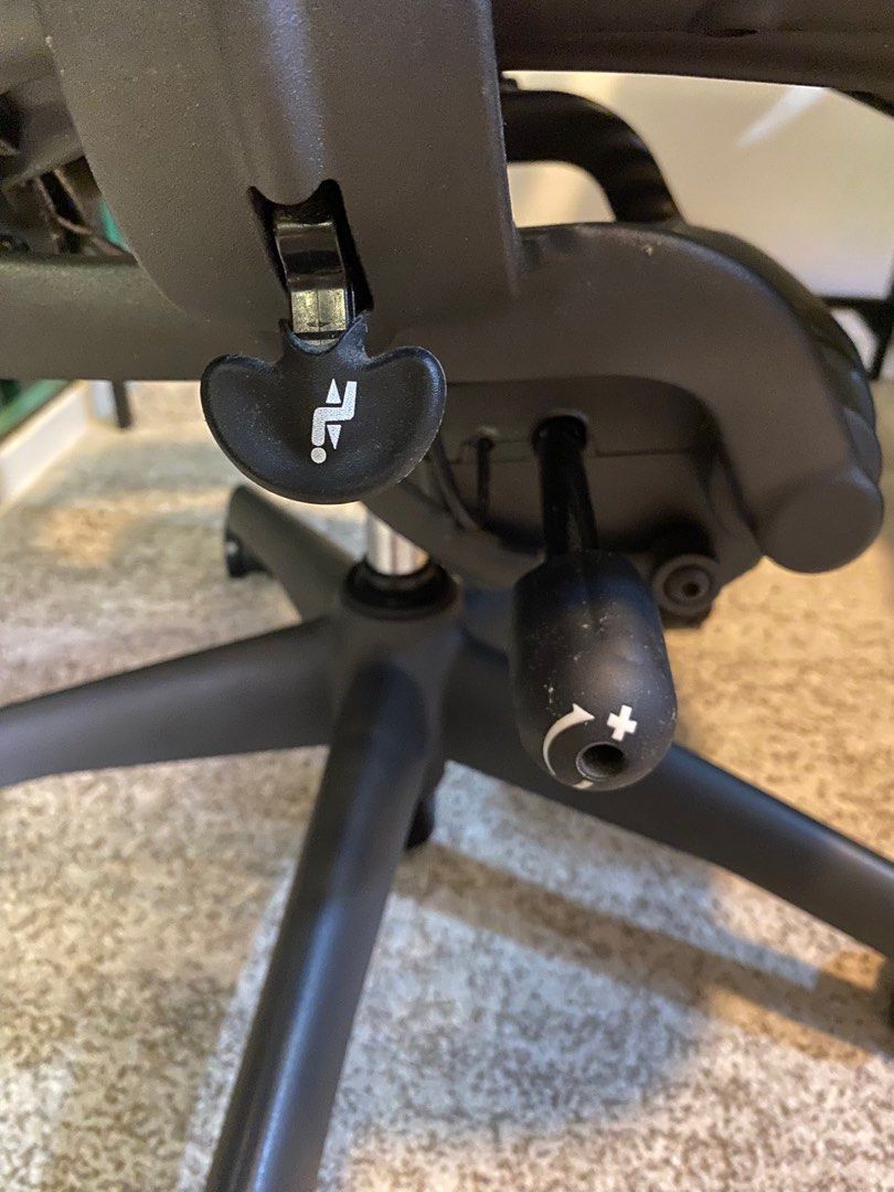 Herman Miller Aeron Fully Loaded Type B, Furniture & Home Living ...