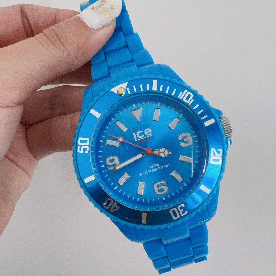 Ice Watch jam biru, Fesyen Wanita, Jam Tangan di Carousell