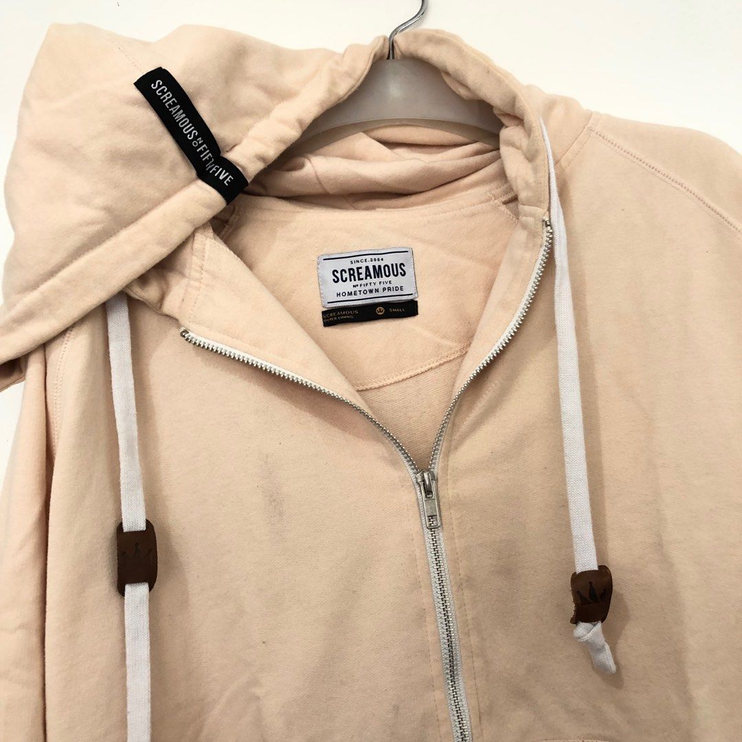 JAKET SCREAMOUS, Fesyen Wanita, Pakaian Wanita, Baju Luaran di Carousell