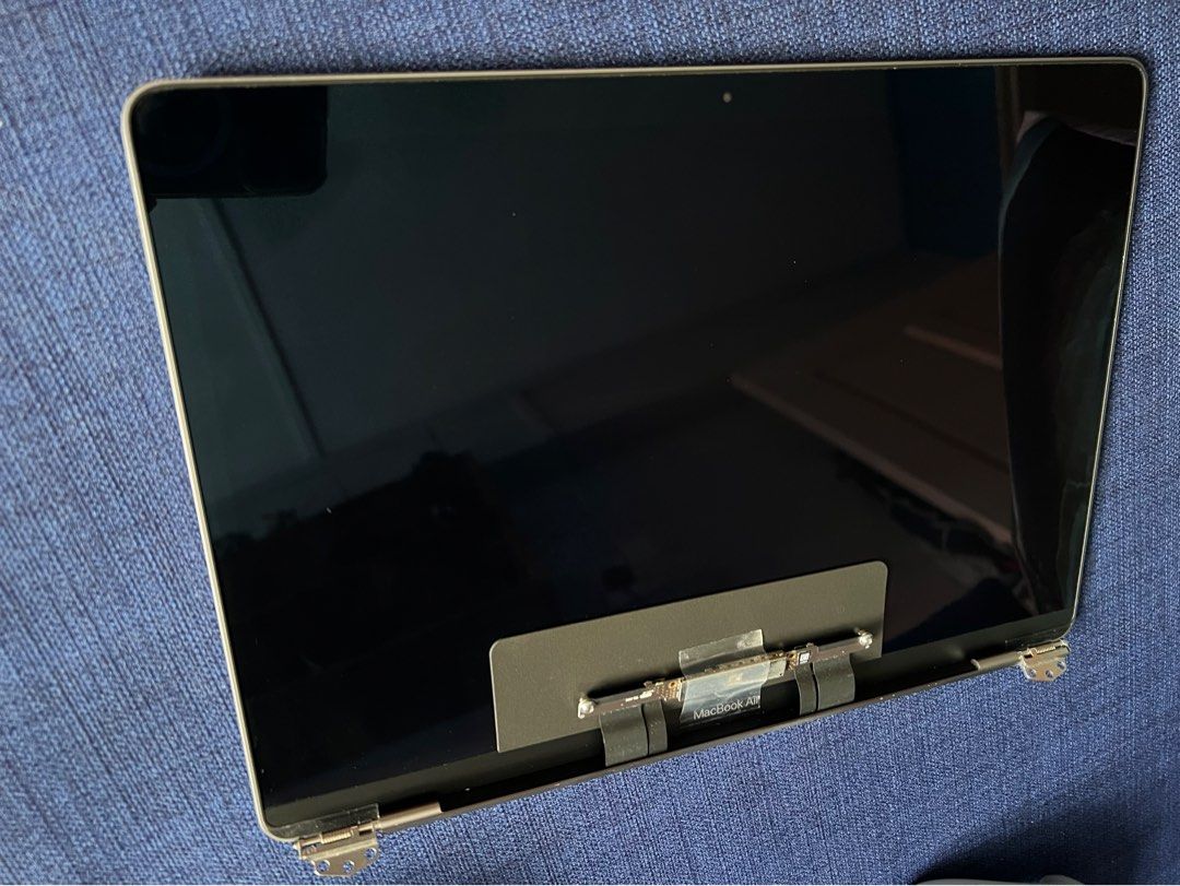 MacBook Air M1 Original LCD Top Case Faulty A2337, Computers & Tech ...